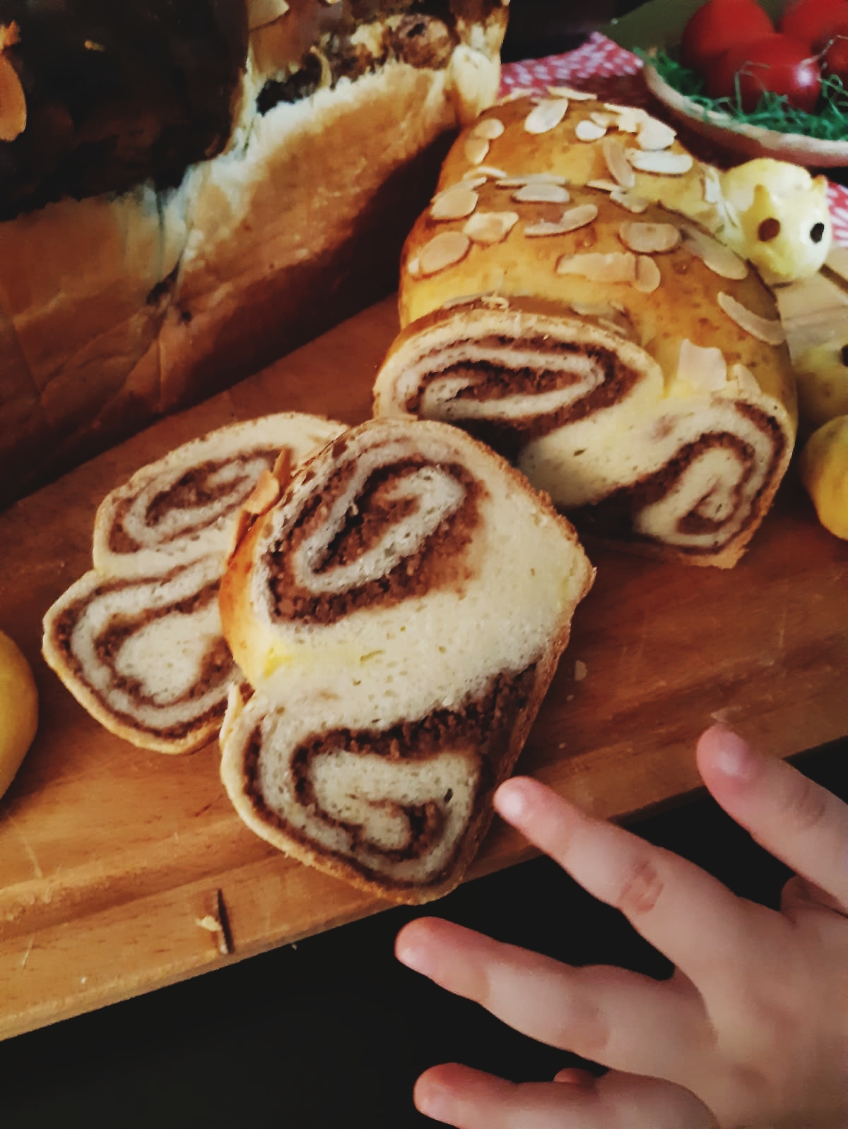 Cozonac fara gluten, lactoza si zahar adaugat - Traditii si delicii