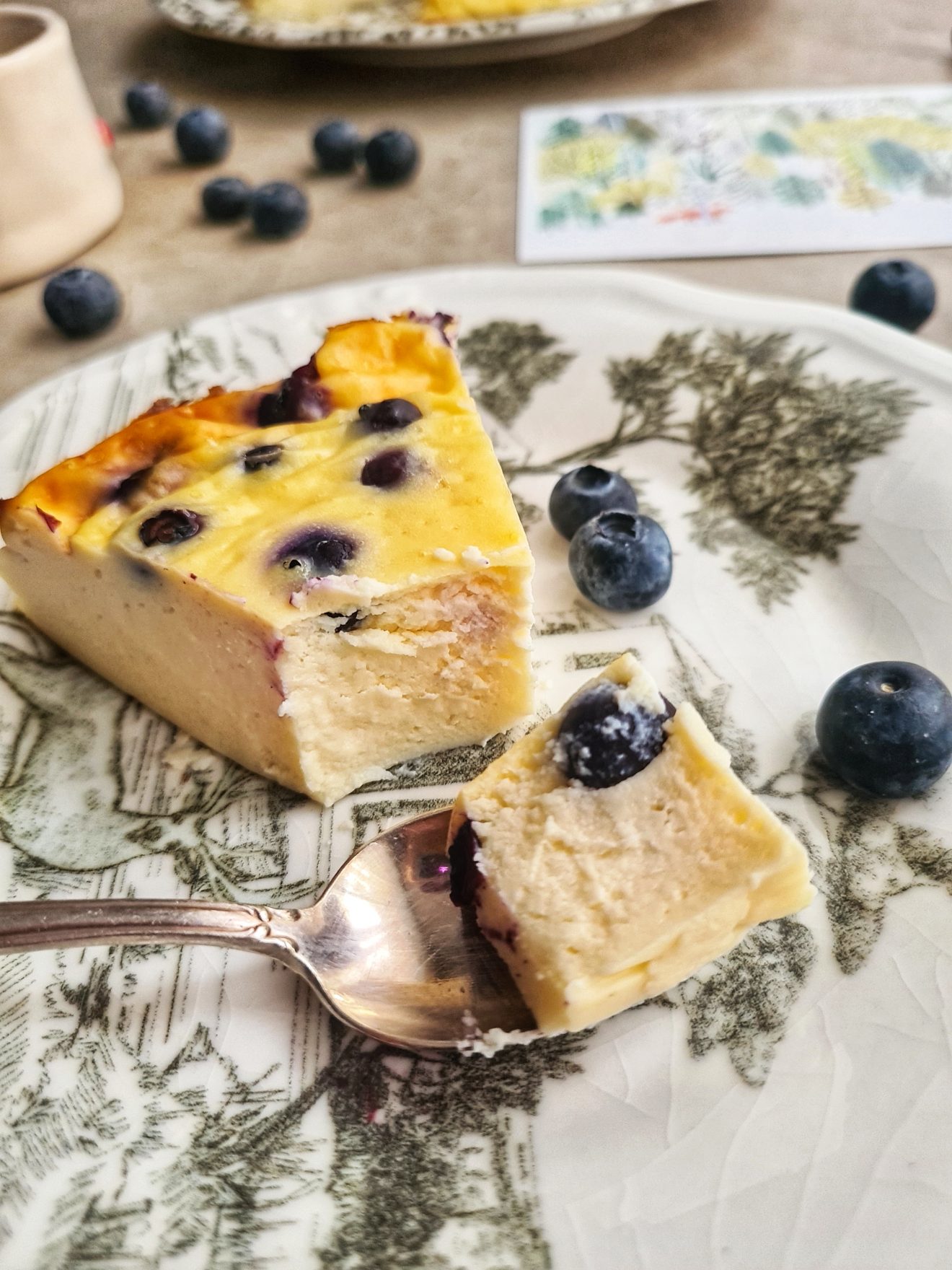 Prajitura cu iaurt fara zahar adaugat - Traditii si delicii